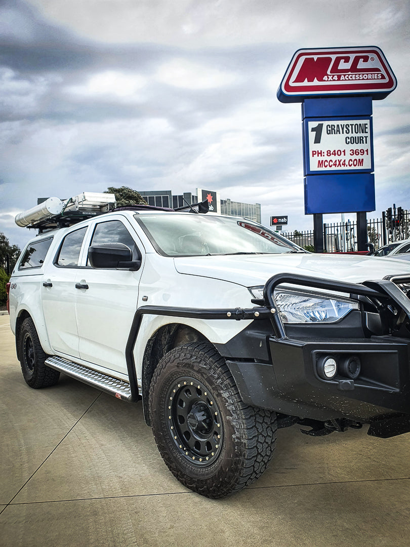 Dmax RG/BT50 TF 2020-Present 039BSR Side Step and Rail Package (Chrome – MCC 4x4