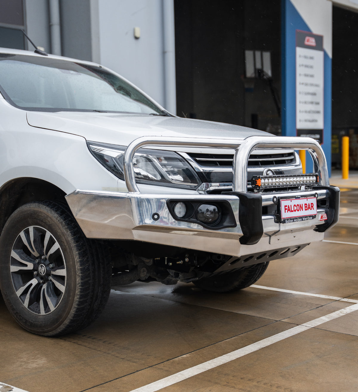 Colorado RG Trail Blazer 2017-2020 707-01A Alloy Falcon Bull Bar Tripl ...