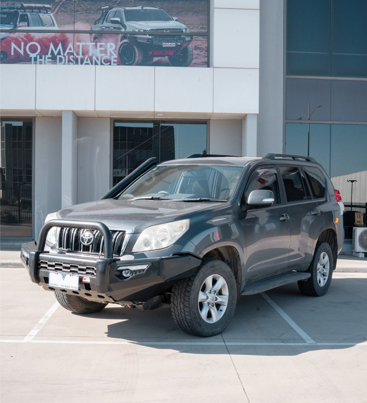 Prado 150 prefacelift 2009-2017 808-01 Phoenix Bull Bar Single Black L ...