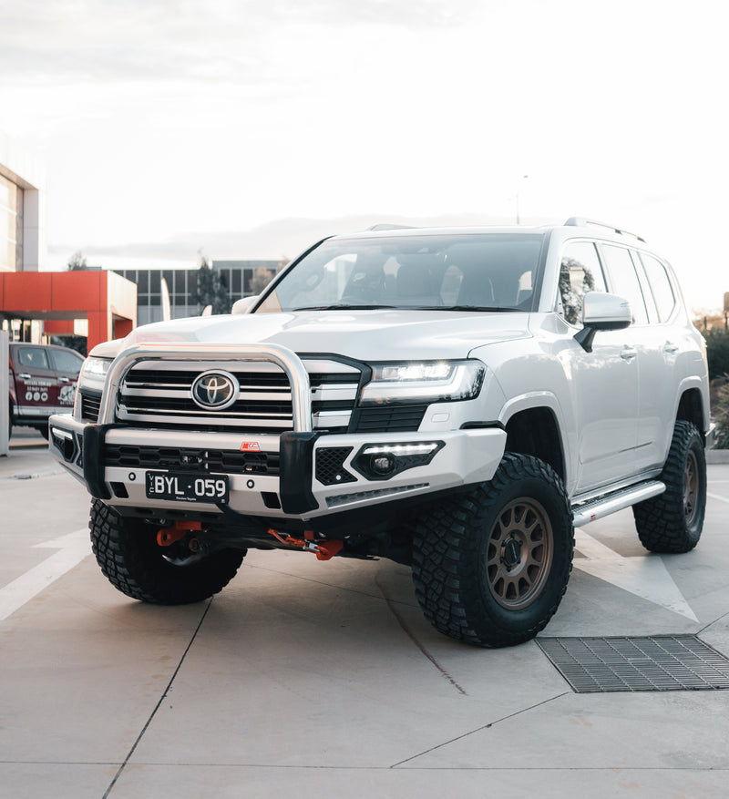 Land Cruiser 300 Series 2022-On - 309BS Side Step Package (Chrome Step ...
