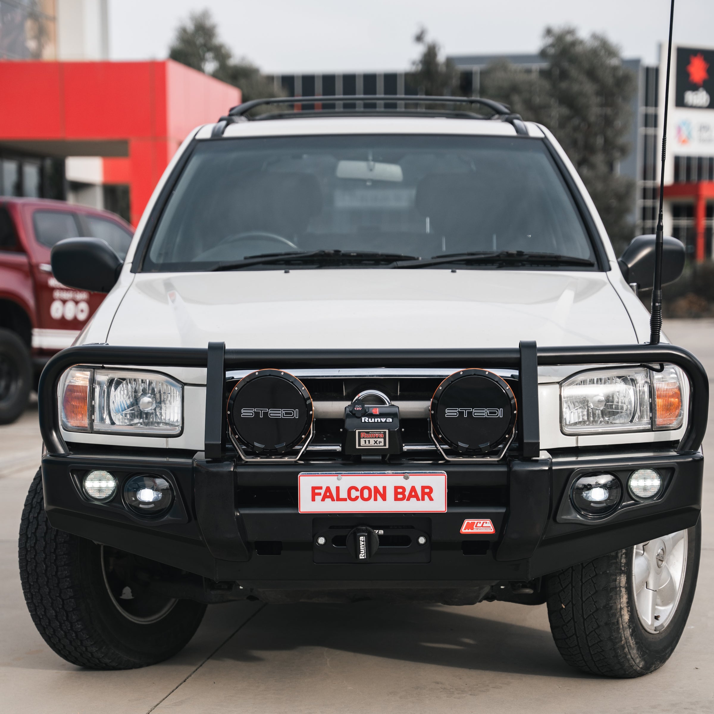 Pathfinder R50 1996-2004 707-02 Falcon Bull Bar Black A-Frame Package ...