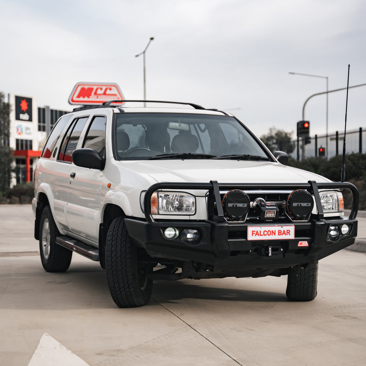 Pathfinder R50 1996-2004 707-02 Falcon Bull Bar Black A-Frame Package ...