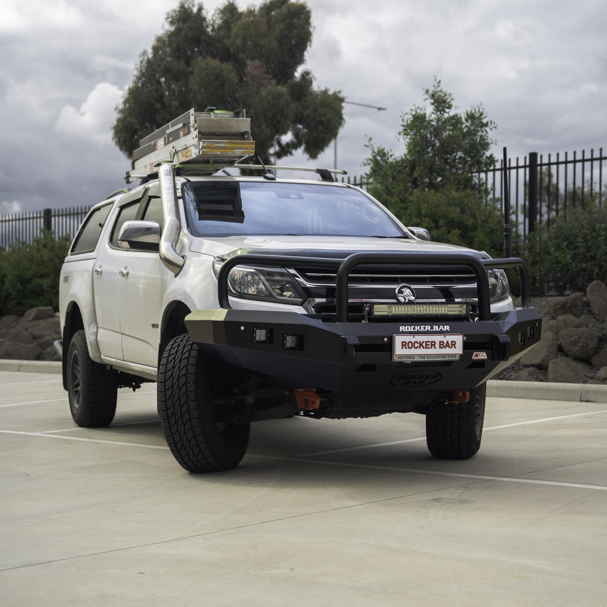 Colorado RG Colorado 7 2012-2016 078-02SQ Rocker Bull Bar Triple Loops ...