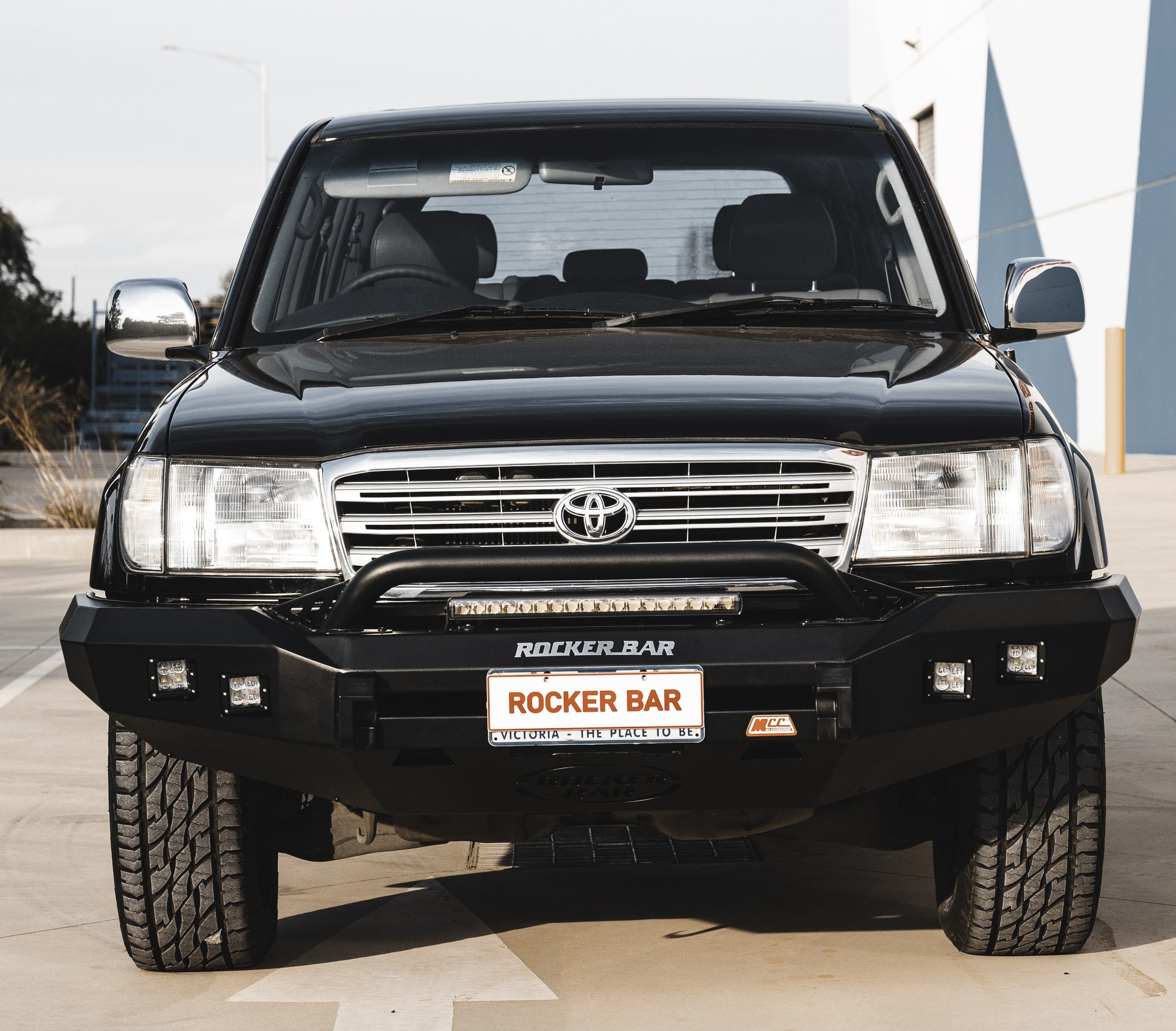 Land Cruiser 100 Series 1998-2007 078-01SQL Rocker Bull Bar – MCC 4x4