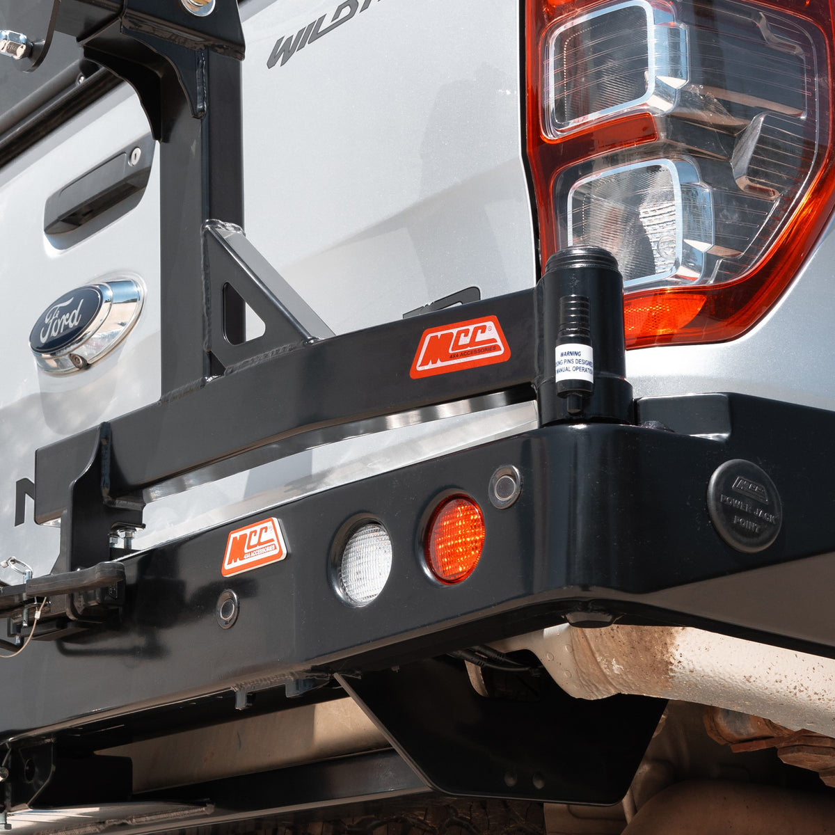 022-02 Led Rear Light Set With Bracket (Both Side) - SKU MCC-8008-202L ...