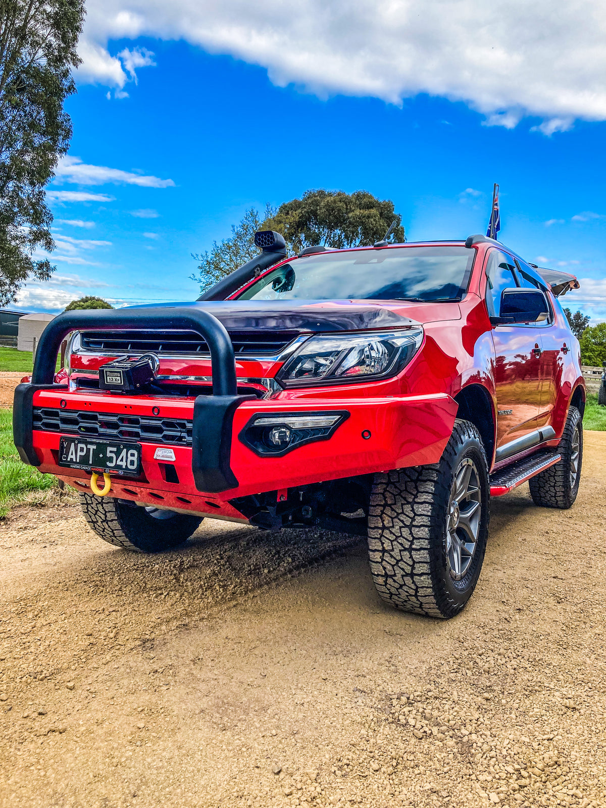 Colorado RG Trail Blazer 2017-2020 808-01 Phoenix Bull Bar Single Blac ...