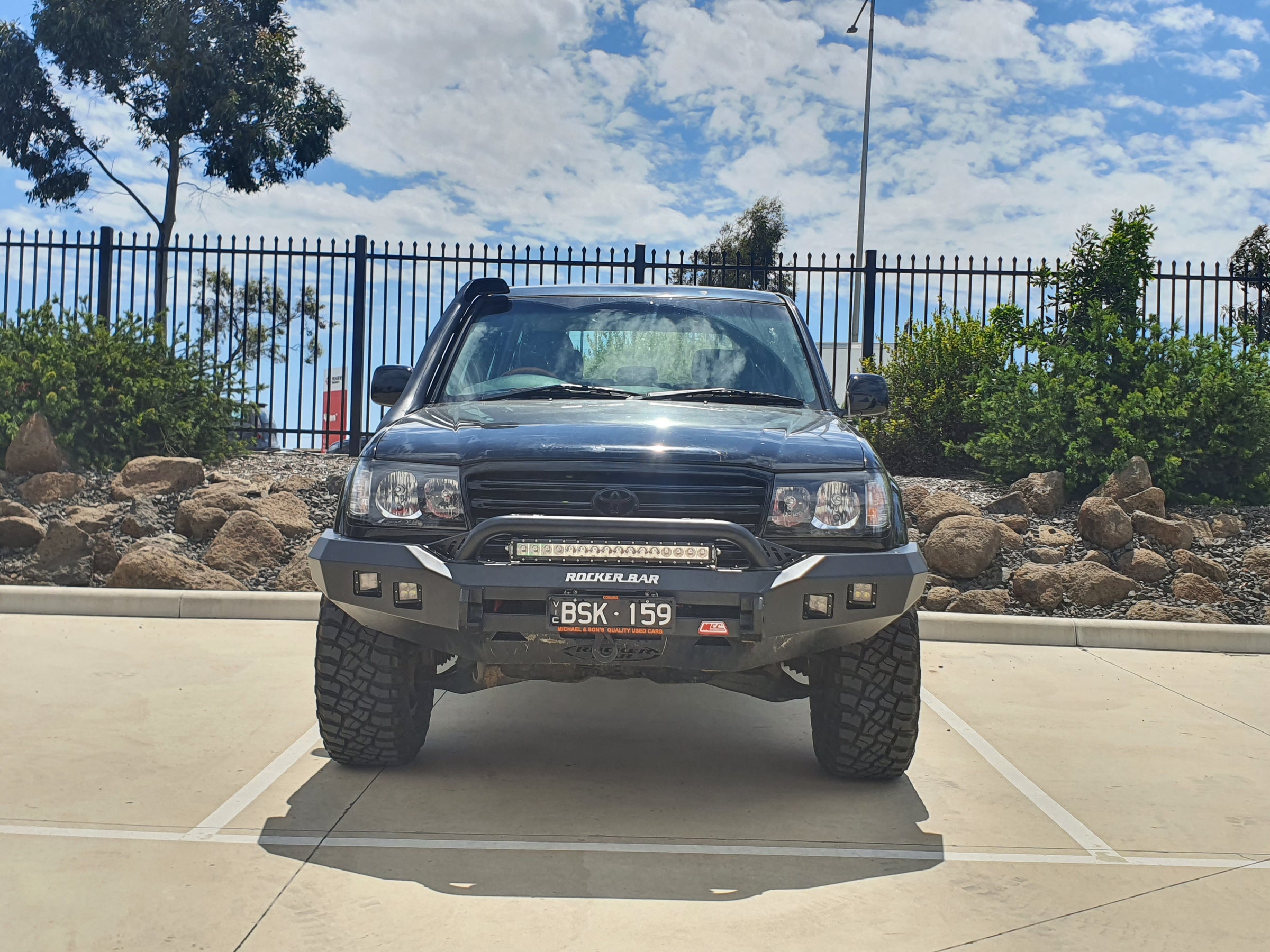 Land Cruiser 105 Series 1998-2007 078-01SQL Rocker Bull Bars – MCC 4x4