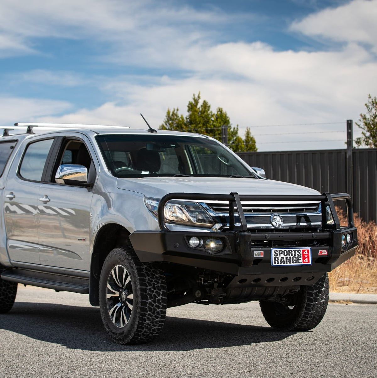 Colorado RG Trail Blazer 2017-2020 707-02 Falcon Bull Bar Black A-Fram ...