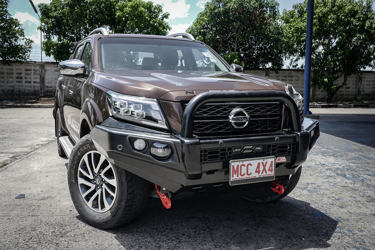 Navara Np300 2021-Present - 707-01 Falcon Bull Bar Single Black Loop P ...