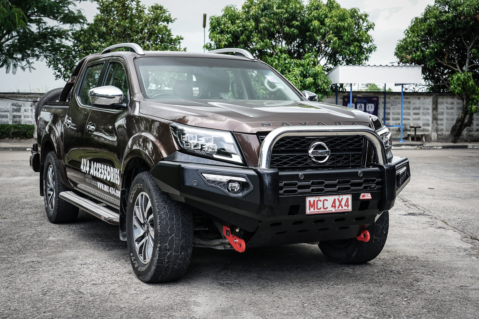 Navara Np300 2021-Present - 808-01 Phoenix Bull Bar Single Stainless L ...