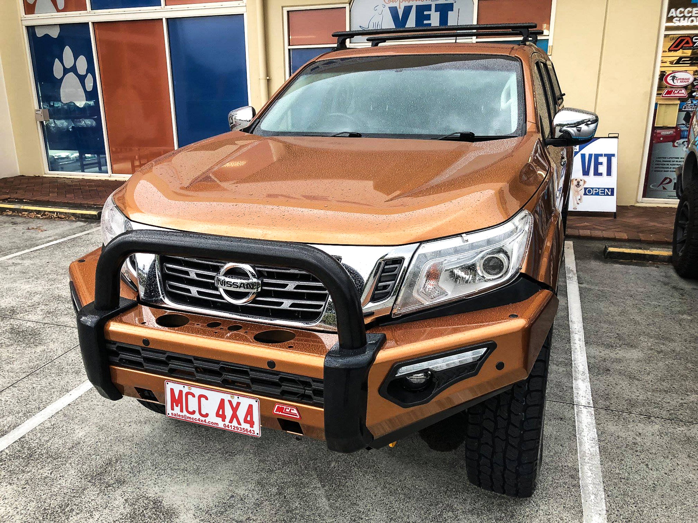 Navara NP300 2015-2020 808-01 Phoenix Bull Bar Single Black Loop Packa ...