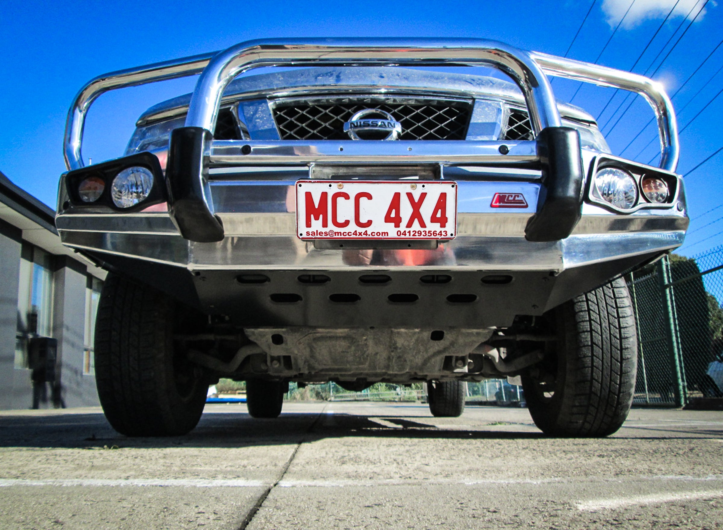 Navara D40 2005-2010 707-01A Alloy Falcon Bull Bar Triple Loops Packag ...
