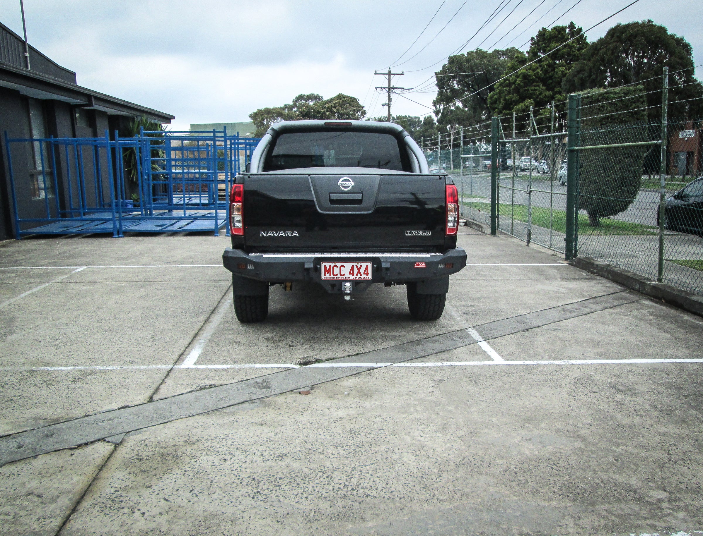 Navara D40 2005-2015 Rocker Rear Bar Package – MCC 4x4