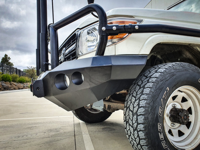 Land Cruiser 70 series 2007-Current 078-02SQ Rocker Bull Bar Triple Lo ...