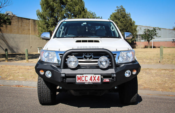 Hilux KUN26R 2012-2015 078-01SQSBL Rocker Bull Bar Single Sand Black L ...