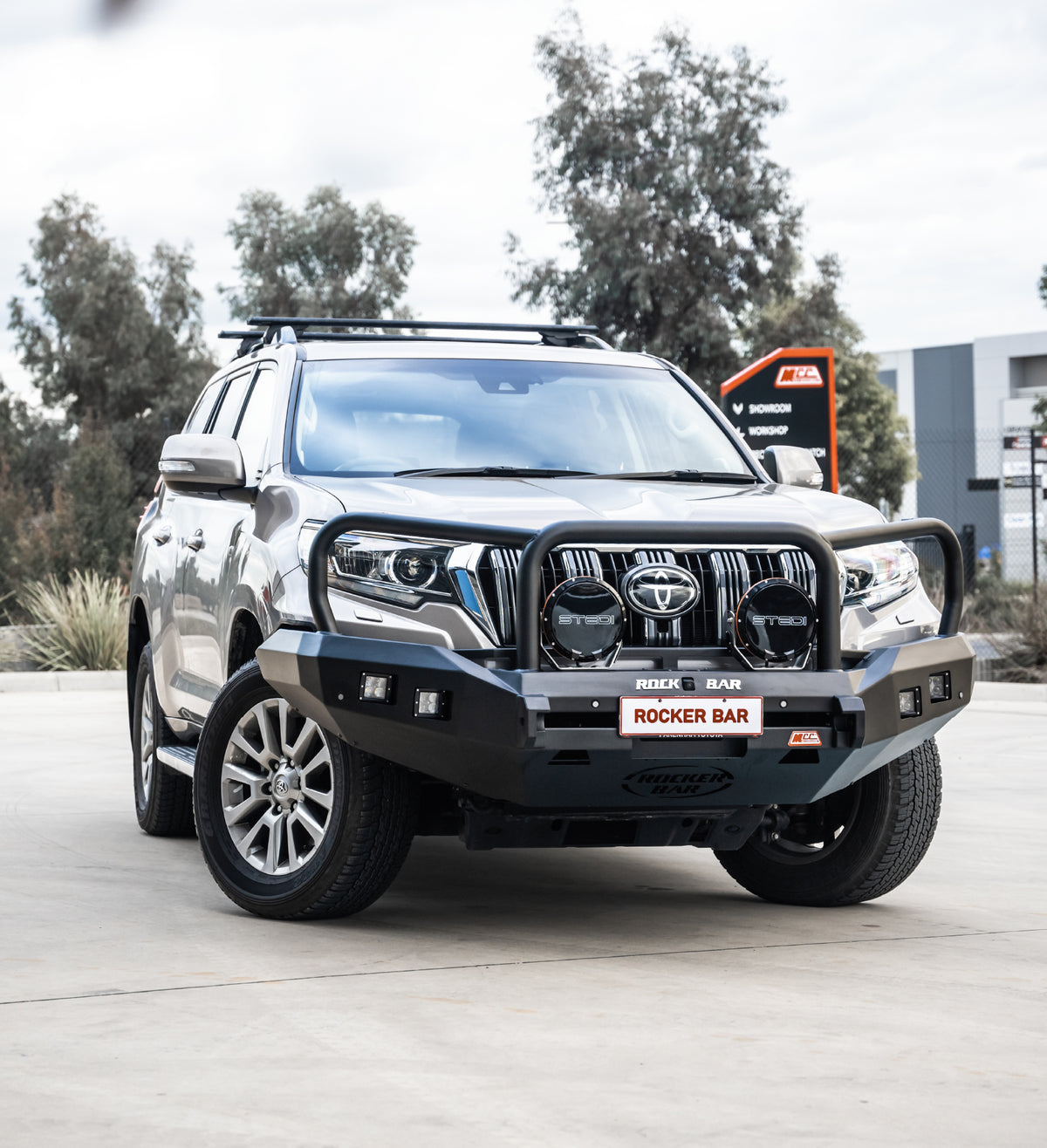 Prado 150 facelift 2017-Current 078-02SQ Rocker Bull Bar Triple Loops ...