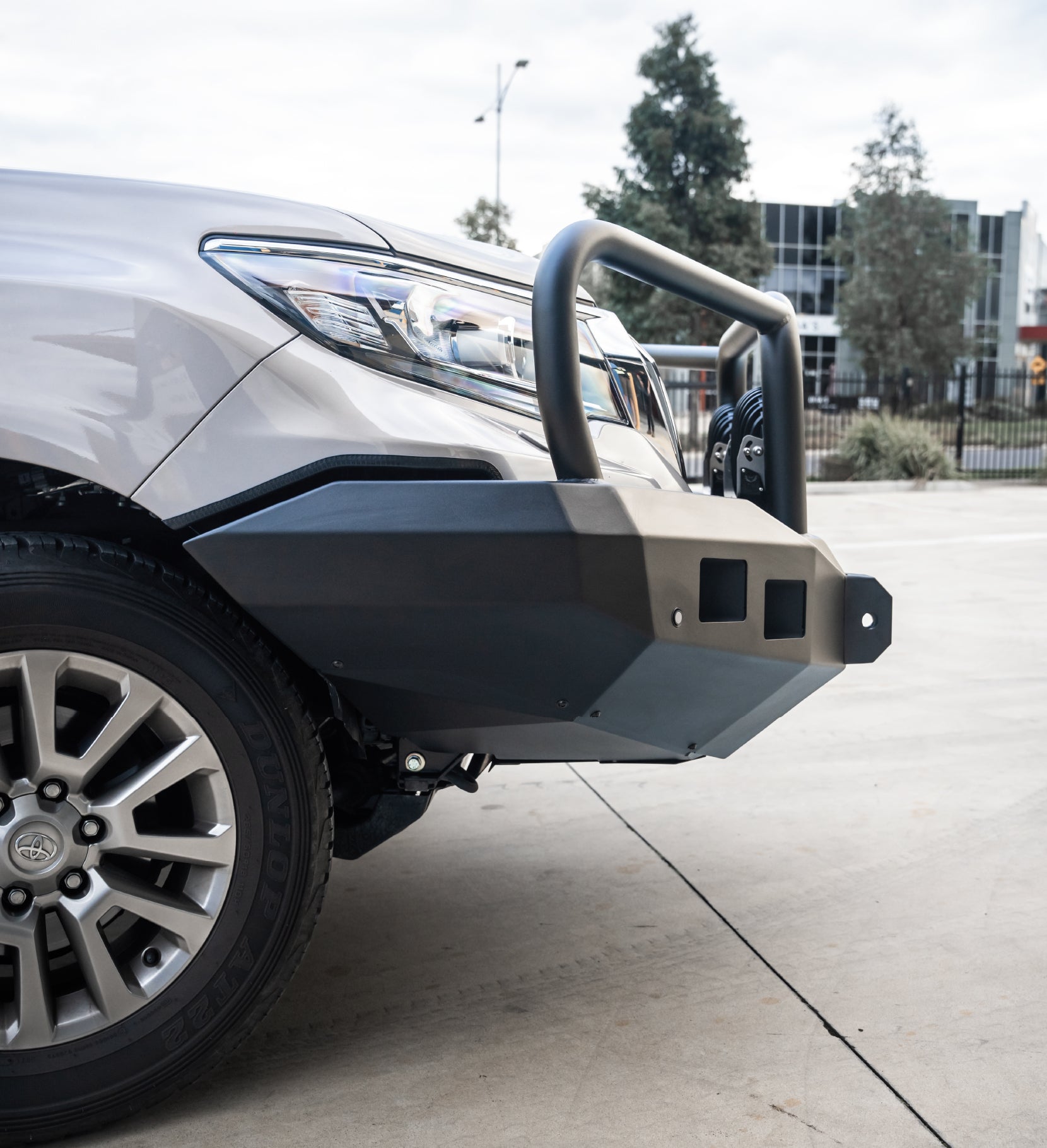 Prado 150 facelift 2017-Current 078-02SQ Rocker Bull Bar Triple Loops ...