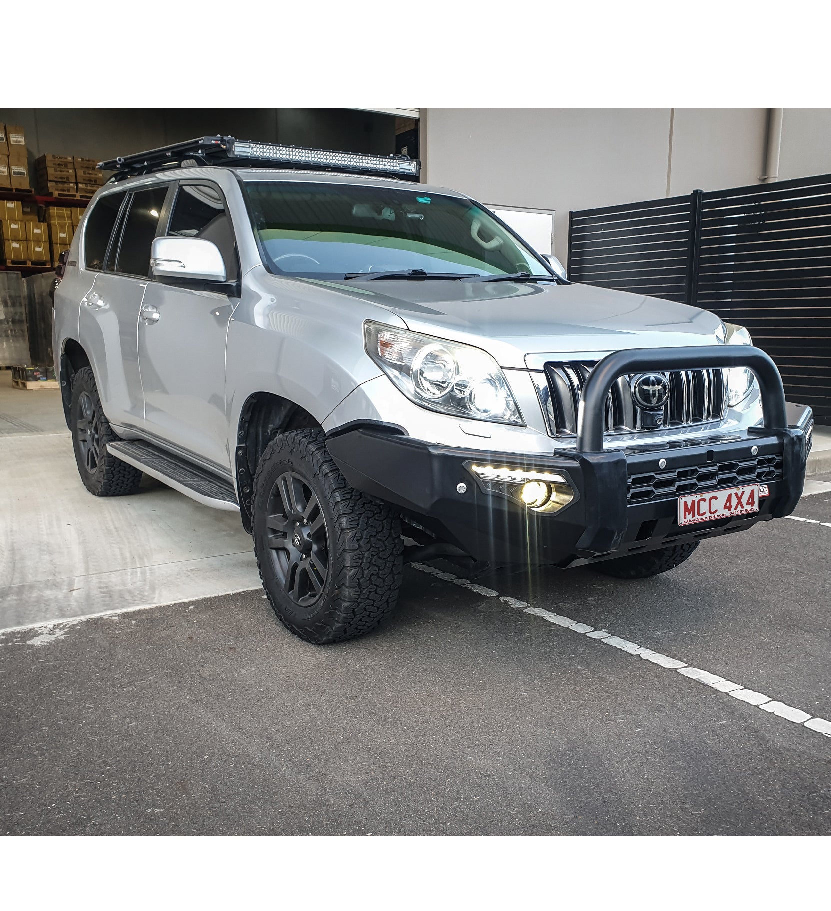 Prado 150 prefacelift 2009-2017 808-01 Phoenix Bull Bar Single Black L ...