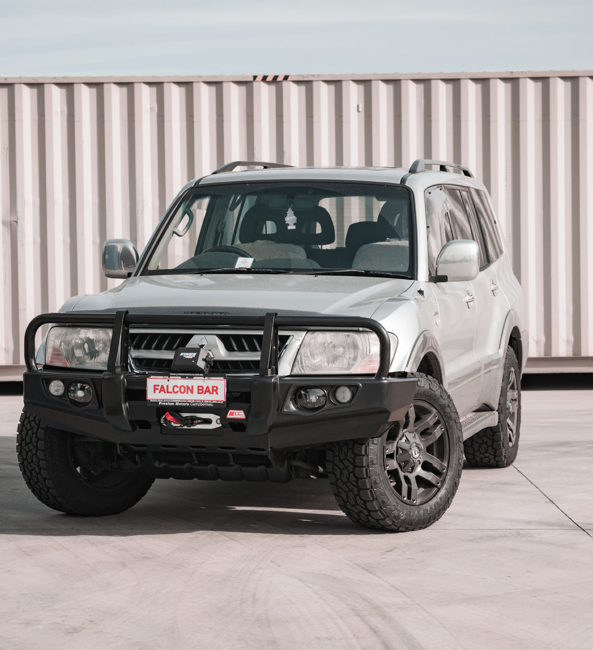 Pajero NM-NP 1999-2006 Falcon Bull Bar – MCC 4x4