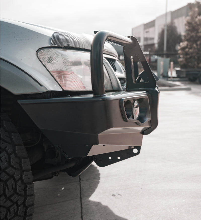 Pajero NM-NP 1999-2006 Falcon Bull Bar – MCC 4x4