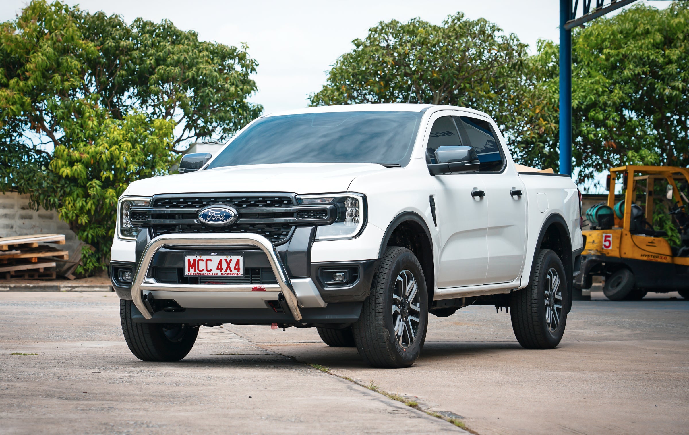 Next-Gen Ranger/Everest 2022-On - 009 Low Nudge Bar Package - SKU MCC ...