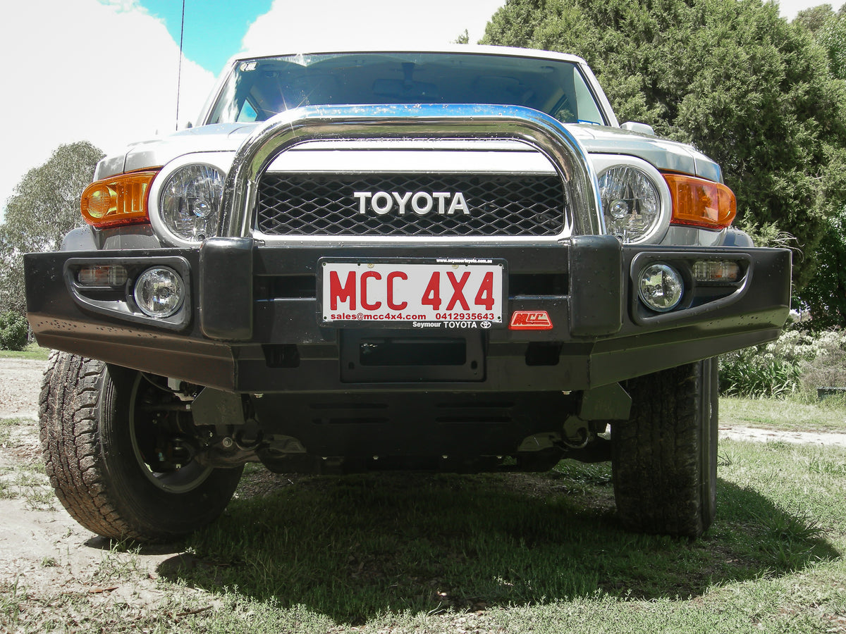 FJ Cruiser XJ10 2006-2017 707-01 Falcon Bull Bar Single Black Loop Pac ...