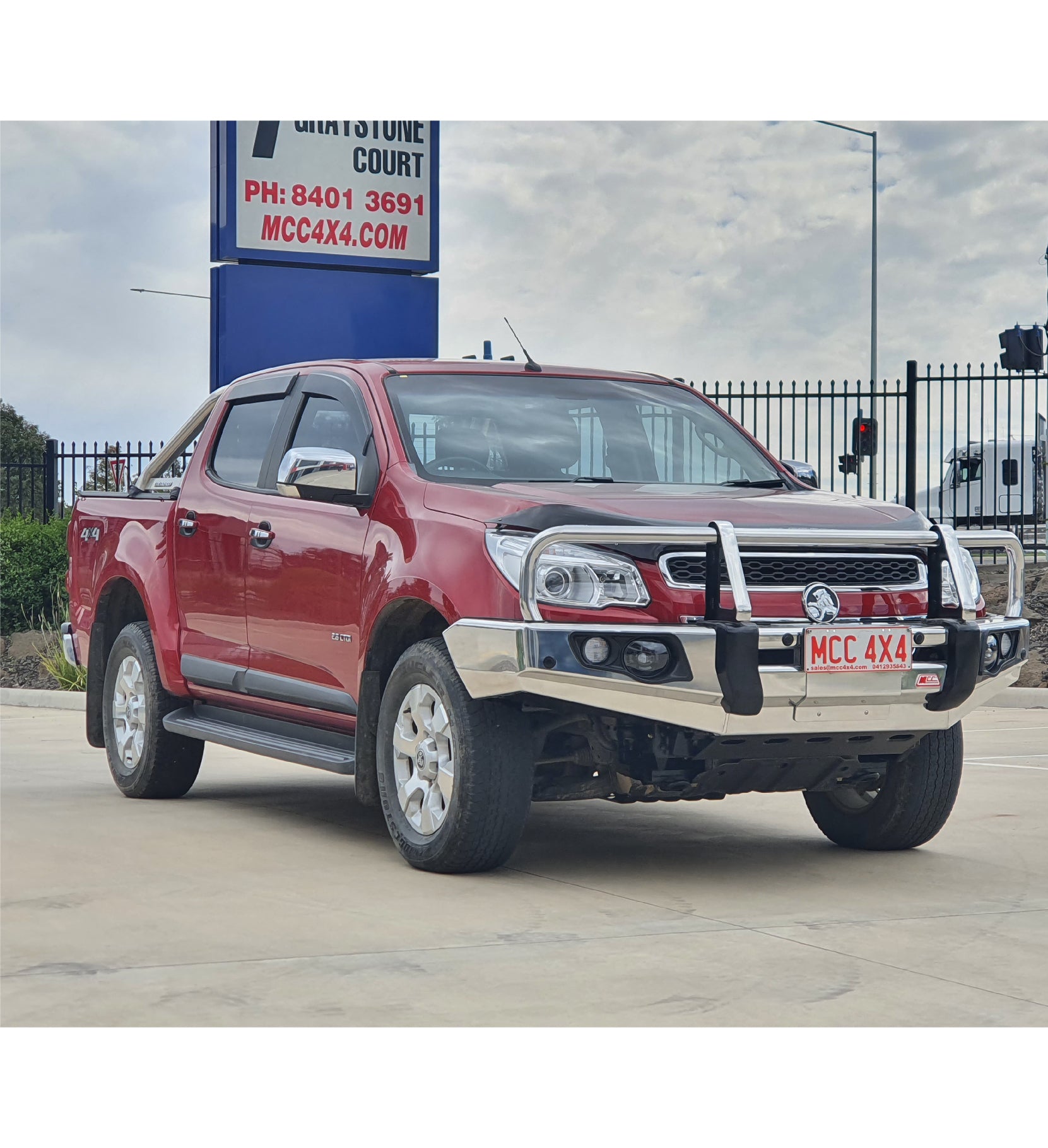 Colorado RG Colorado 7 2012-2016 707-02A Alloy Falcon Bull Bar Black A ...