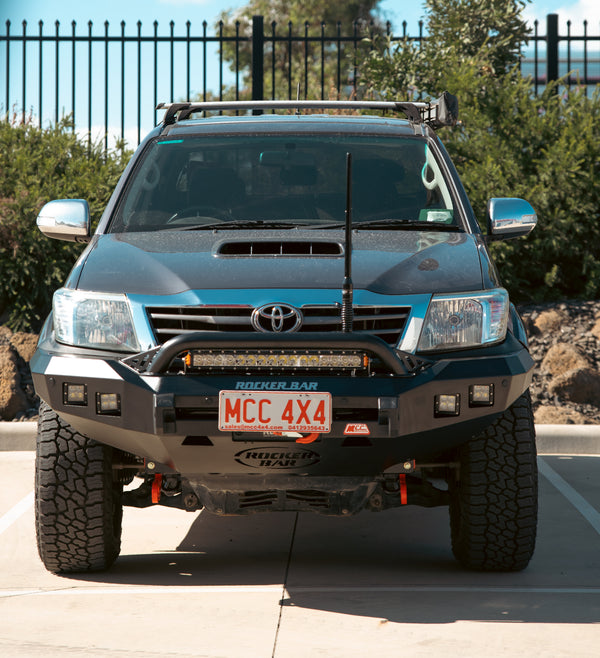 Hilux GGN25R 2005-2011 078-01SQL Rocker Bull Bar Single Low Loop Packa ...